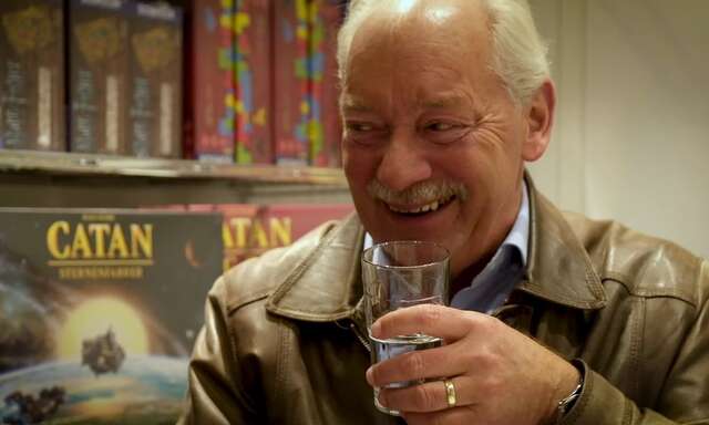 Morre aos 70 anos Klaus Teuber, criador do jogo de tabuleiro ...